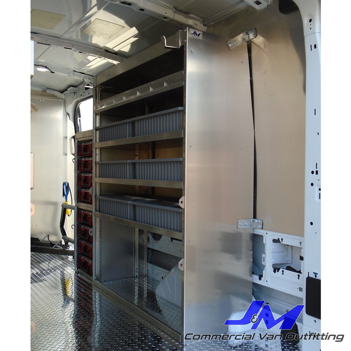 Photo Gallery – Ford Transit MR 148wb – PlumbingVans.com