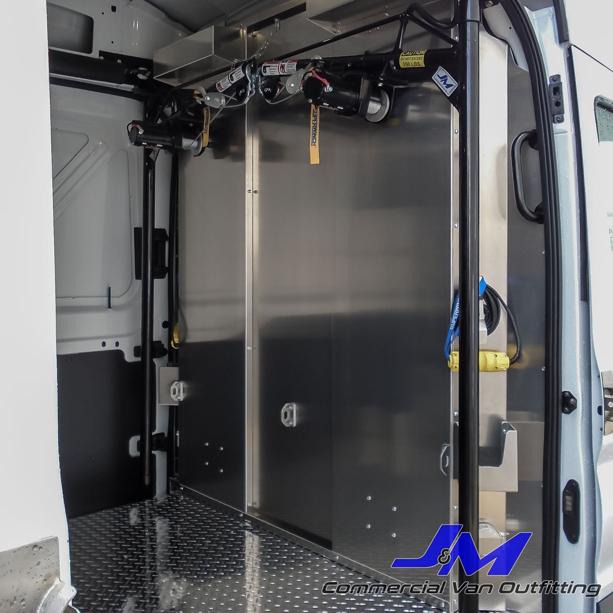 Photo Gallery – Ford Transit HR – PlumbingVans.com